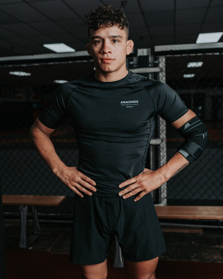 Professional Elbow Brace With Compression For MMA Practitioners ...