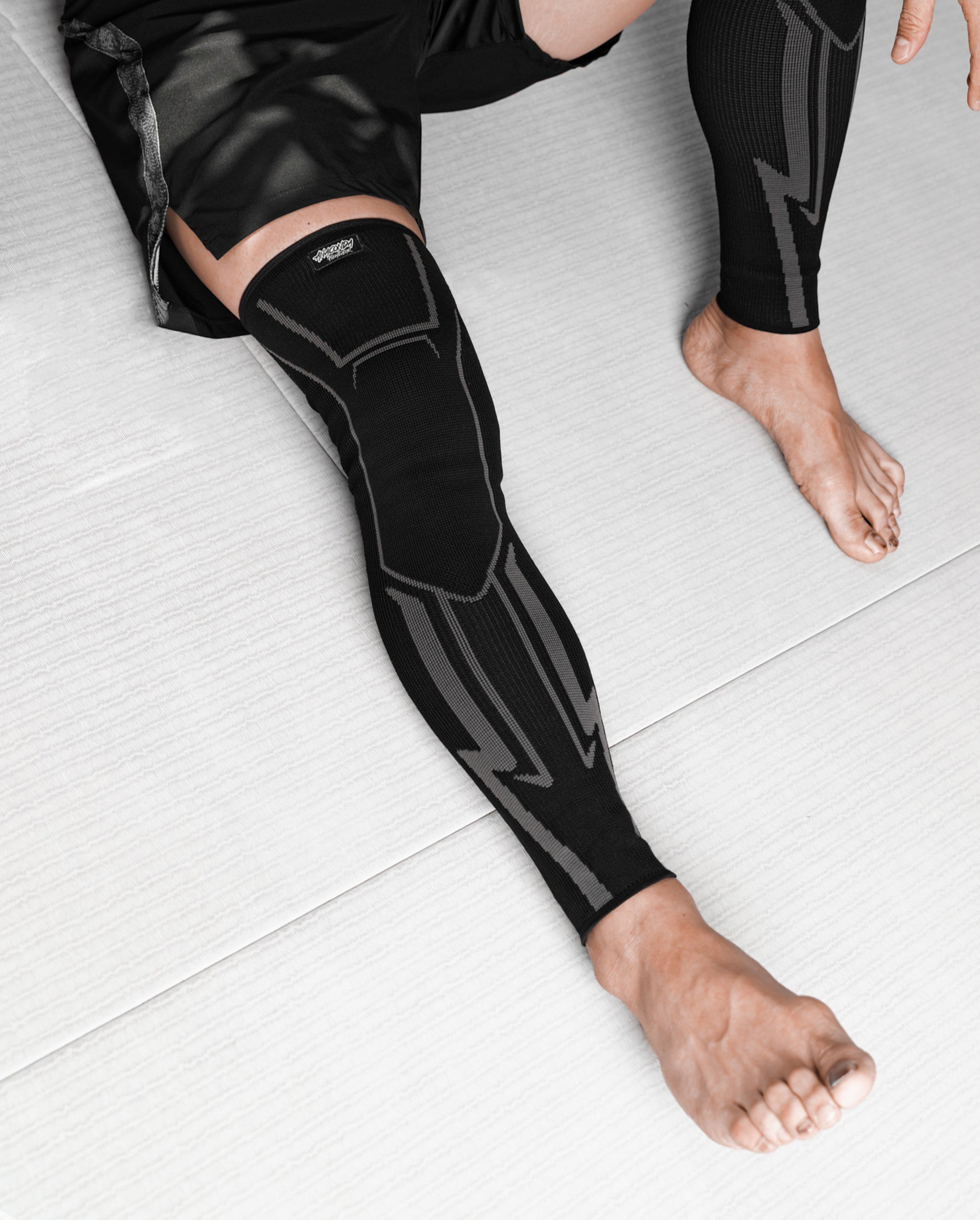 Leg Recovery Compression Sleeve for Athletes & Post-Workout – Anaconda ...
